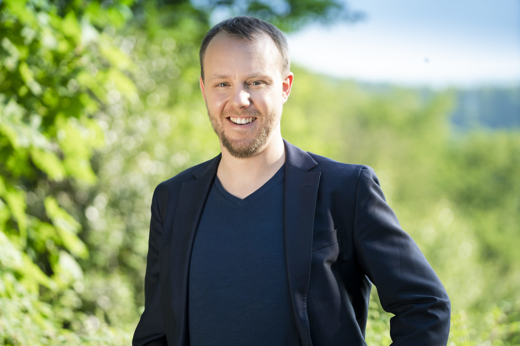 Daniel Freund: Merkel has held a protective hand over Orbán and Fidesz ...